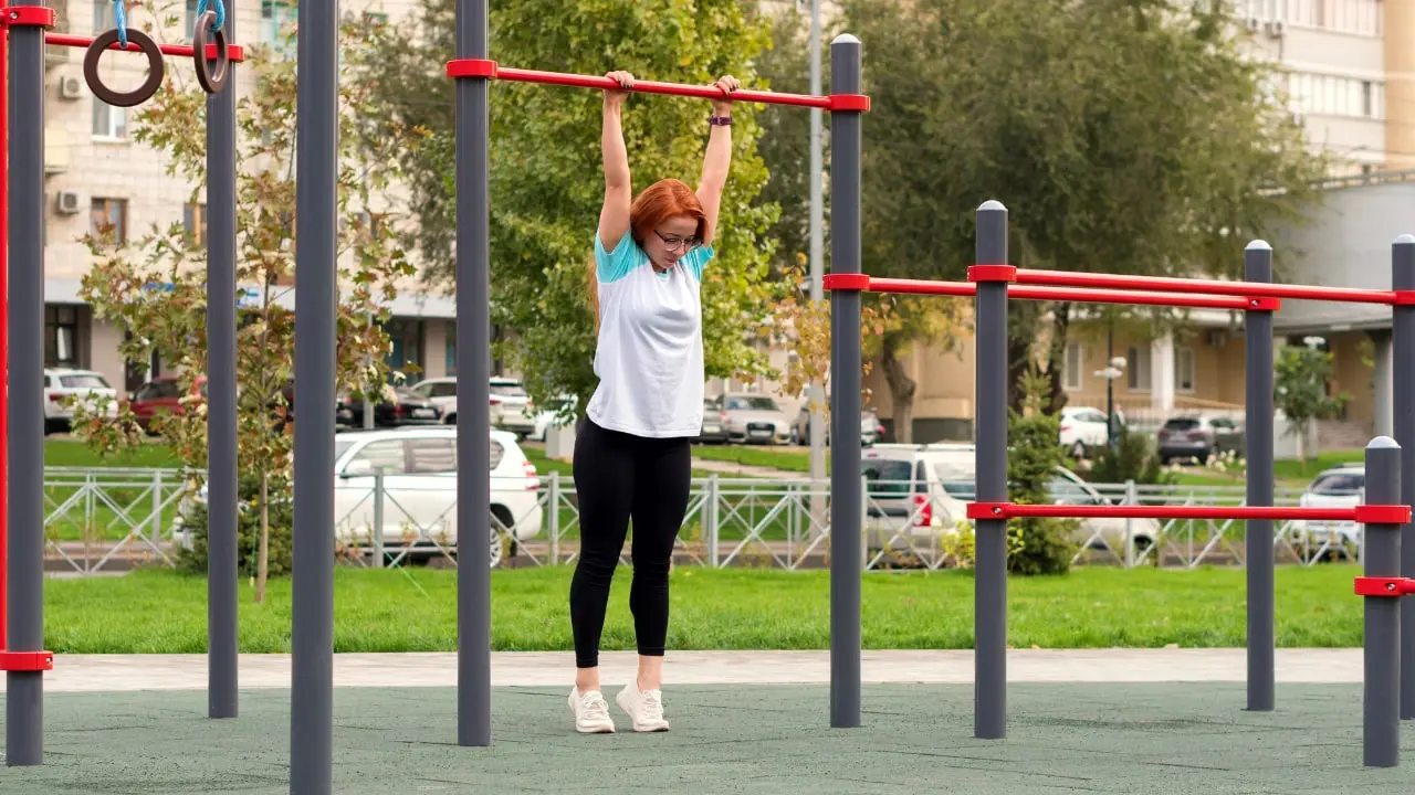 Are Dead Hangs Safe If You Have Herniated Discs Or Sciatica?